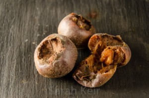 Medlars – cheese and jelly | Bake Rattle 'n Roll
